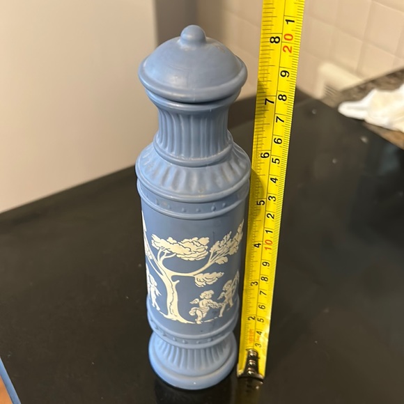 Accessories | Vintage Ceramic Perfume Bottle With Perfume Inside Very ...